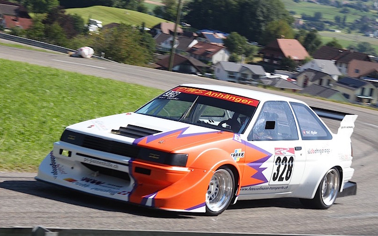 Hillclimb Monster : Toyota AE86... Awesome ! De l'essence dans mes veines