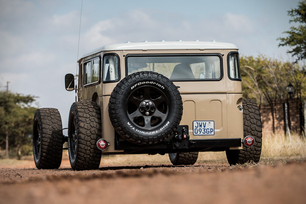 Land Cruiser FJ40 Hot Rod - Safari Stance ! De l'essence dans mes veines