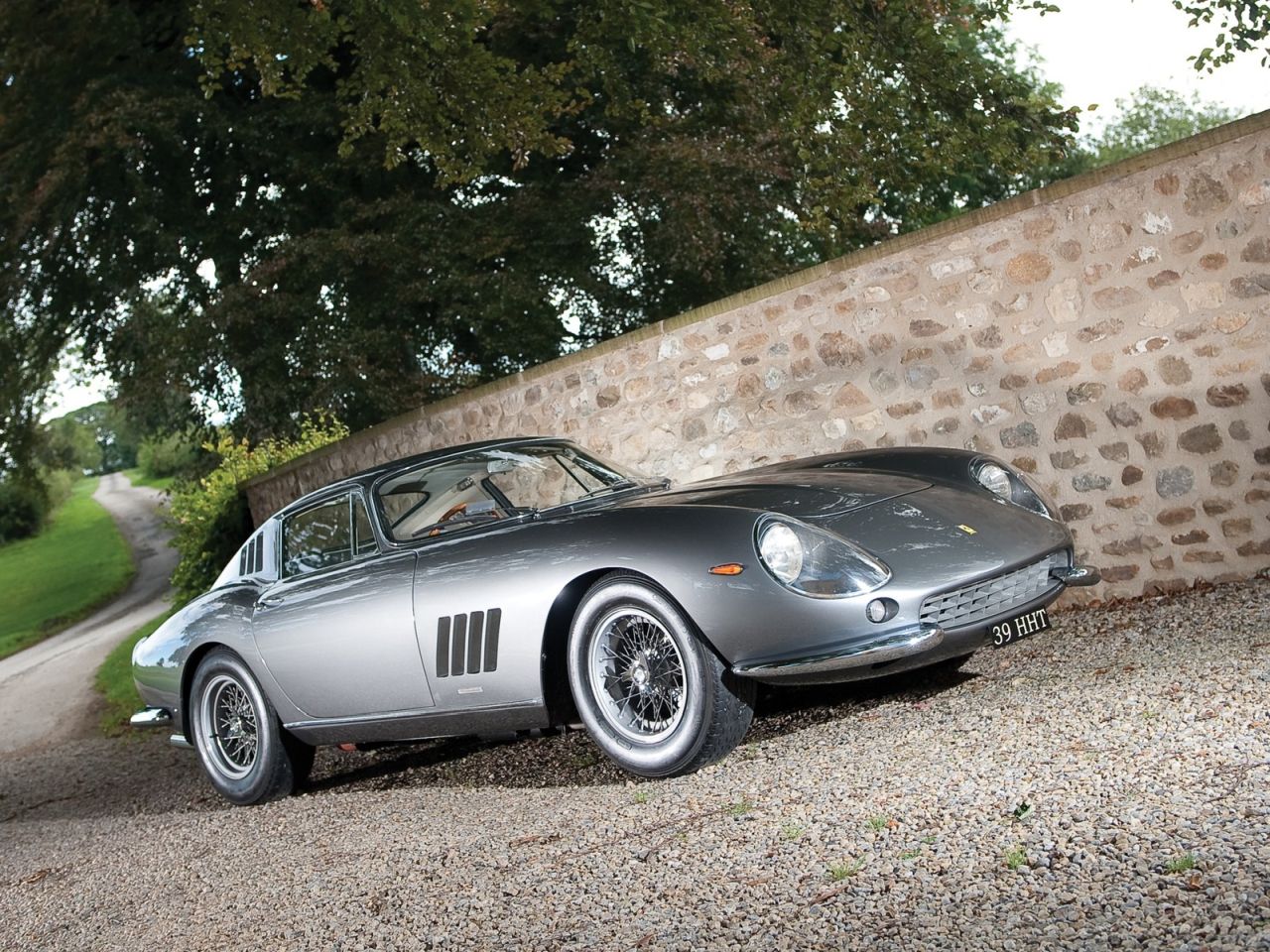 Ferrari 275 GTB – Concerto pour 12 cylindres De l'essence dans mes veines