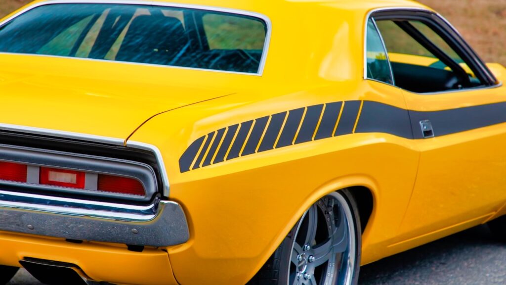 '71 Dodge Challenger Pro Street - Pour aller aux courses ! De l'essence ...