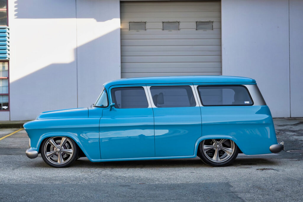 Custom Chevy Suburban '57 - Envie de faire un break ?! De l'essence ...