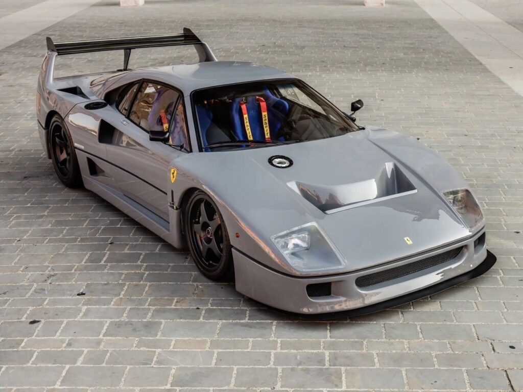 Ferrari F40 Competizione Street Legal - Radicale ! De l'essence dans ...