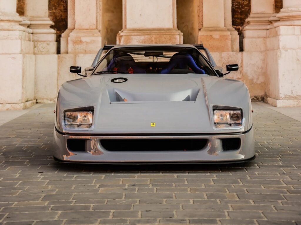 Ferrari F40 Competizione Street Legal - Radicale ! De l'essence dans ...